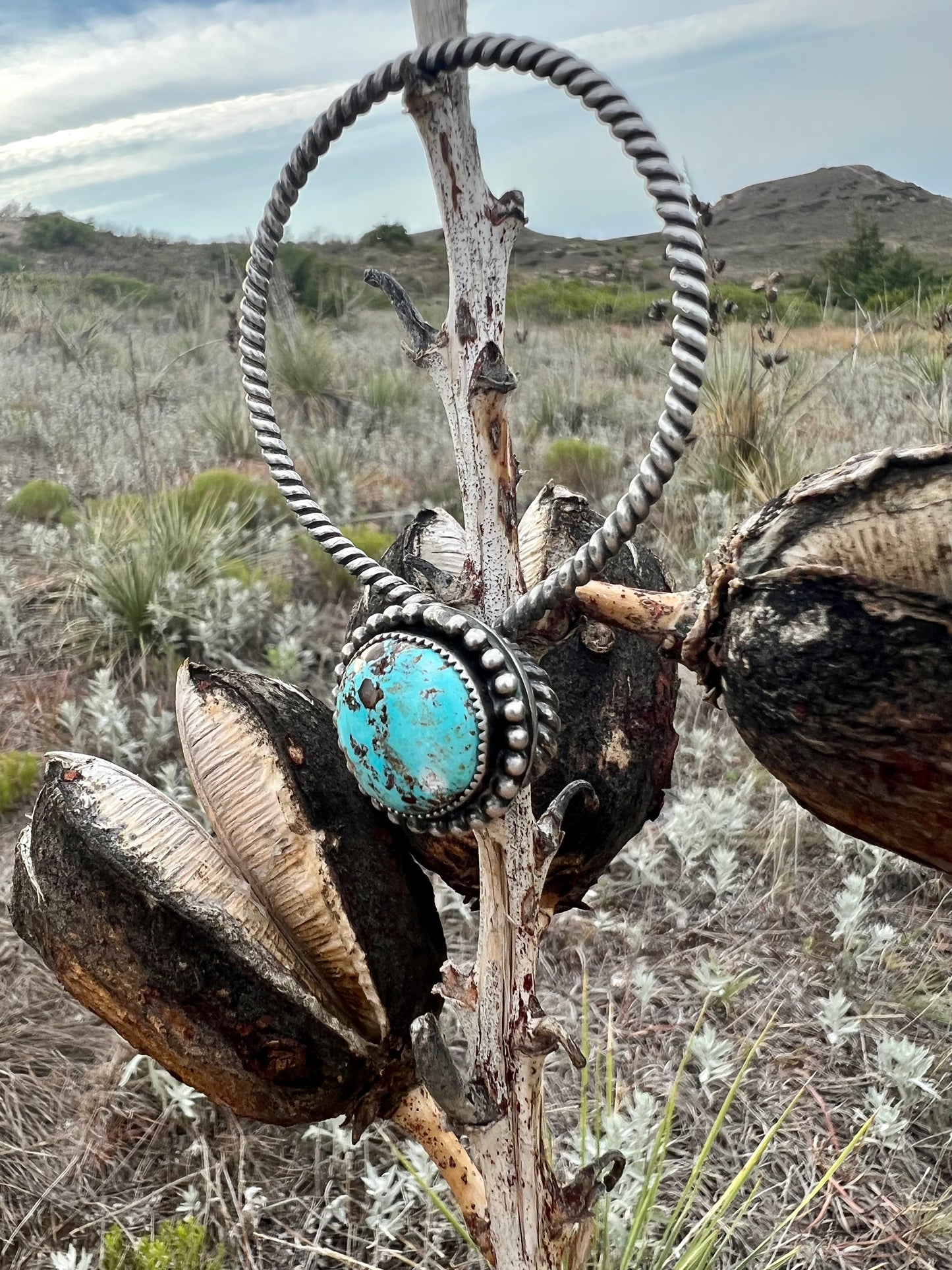 Pilot Mountain Blue Key Holder – ARATA LEATHER & SILVER